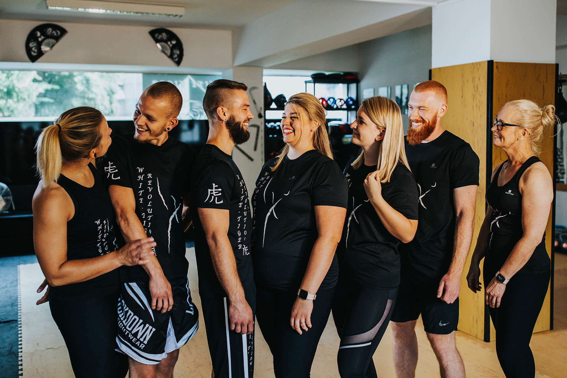 Über uns - White Tiger Revolution